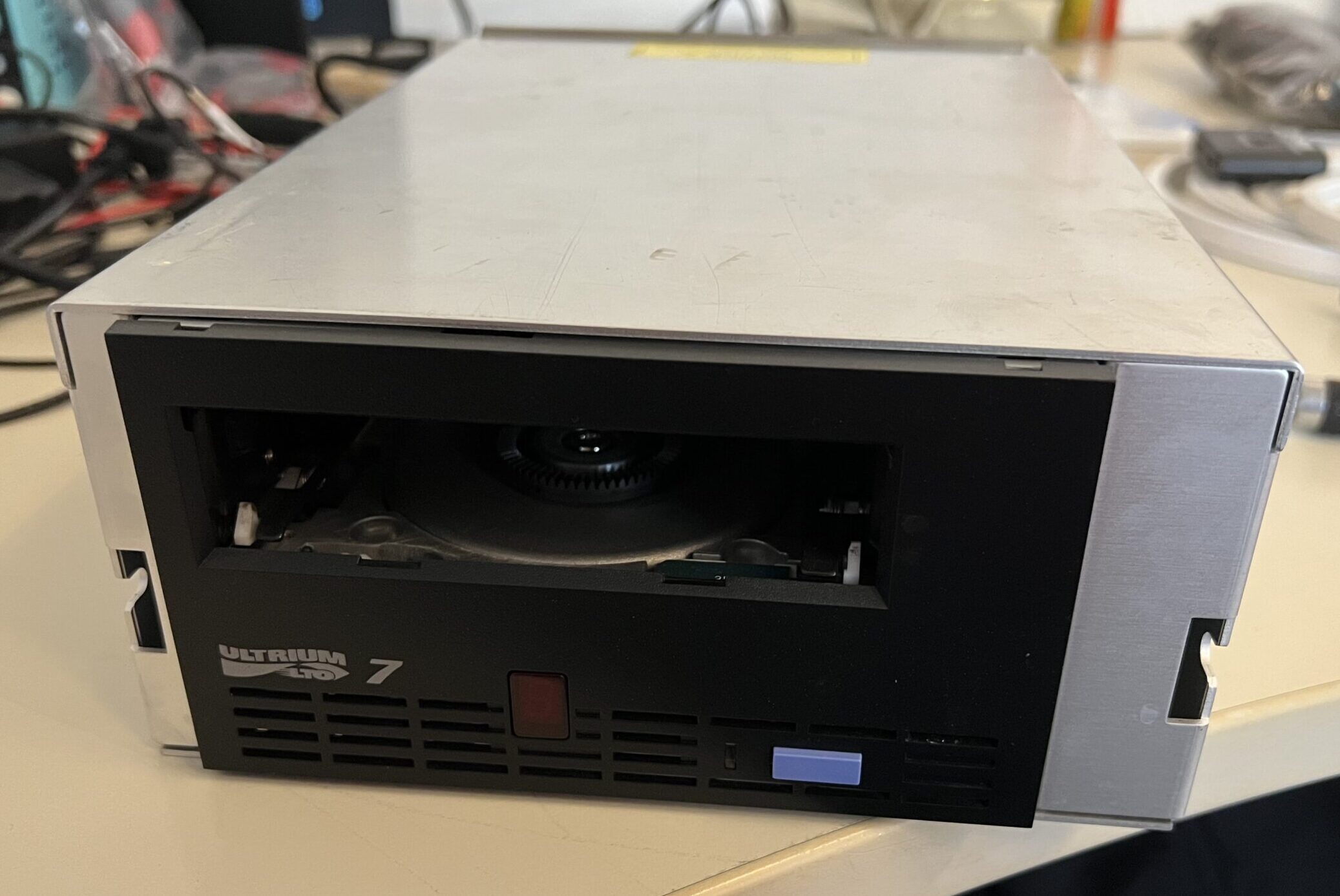 LTO Drive aus IBM Tape Library als Standalone Drive verwenden - dav1.ch